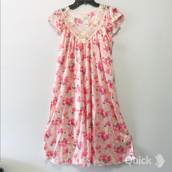 Latin Fashion | Intimates & Sleepwear | Nwt Pink Floral Cap Sleeve ...